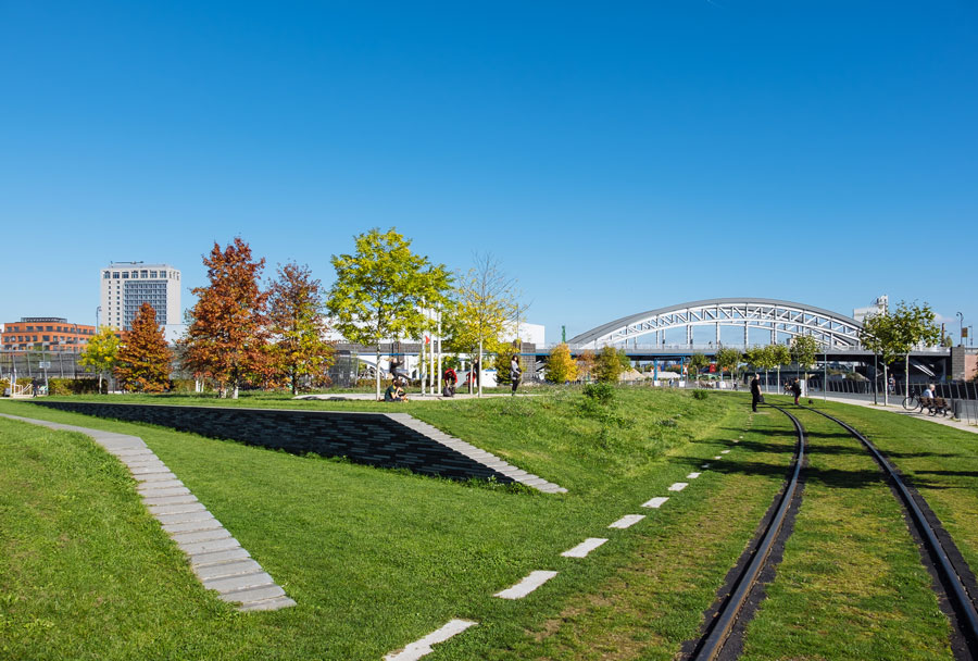 Summer in the City II / 10 Jahre Hafenpark | sinai